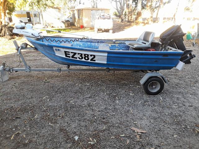 3 metre tinny with 15 hp outboard plus electric motor | Tinnies ...