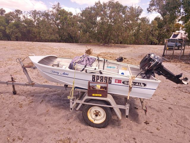 Dingy aluminium great condition 15hp merc on trailer | Tinnies ...