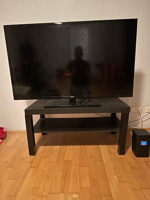 Soniq 42 TV FREE - TVs in Brighton-le-sands NSW | Gumtree Australia