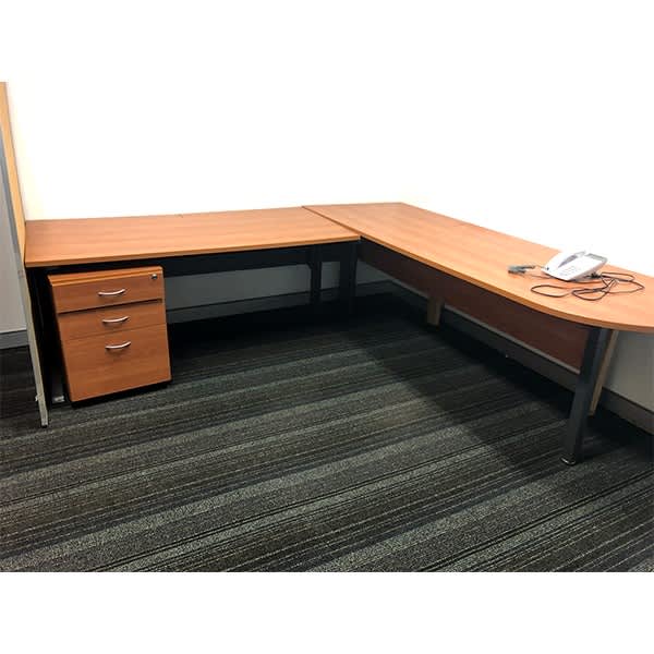 Our price $180 RRP $600 Office Corner Desk - Desks in Ultimo NSW ...