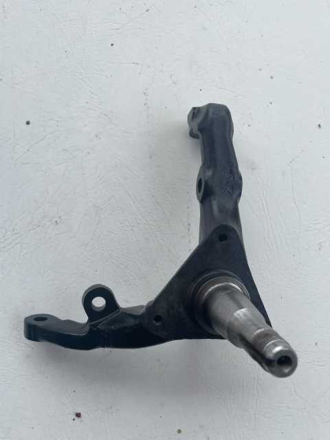 Ford XA XB XC XD XE XF RH Front Disc Brake stub Axle | Brakes ...