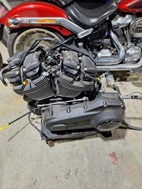 Harley Davidson 114 M8 engine gearbox and primary | Motorcycle ...