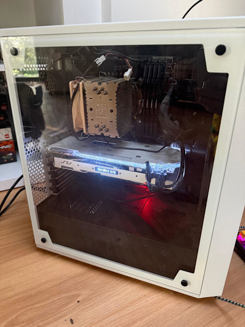 Mid range gaming pc - Desktops in Old Beach TAS | Gumtree Australia