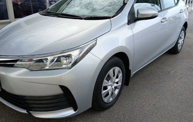 2015 TOYOTA COROLLA ZRE172R ASCENT SILVER CHROME AUTO 7 SP 4D SEDAN ...