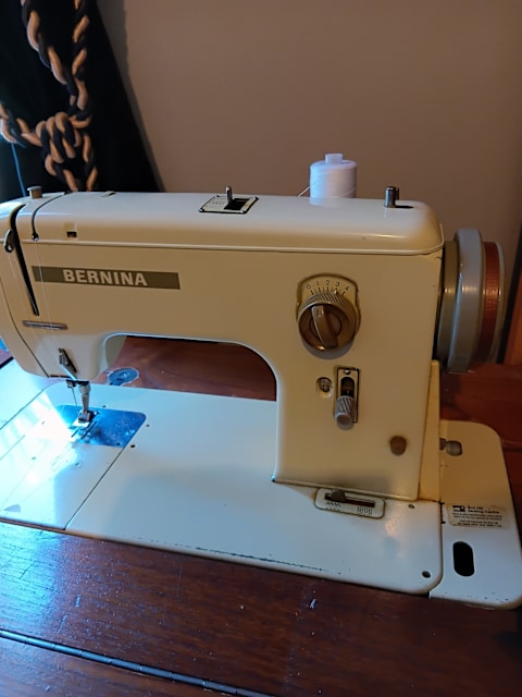 BERNINA, Old in wooden cabinet - Sewing Machines in Claremont WA ...