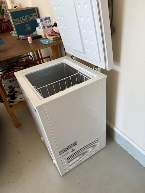 Freezer Chest - Fridges & Freezers in Killarney Vale NSW | Gumtree ...