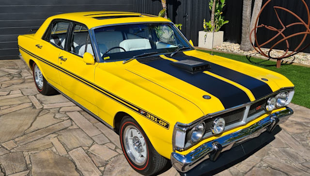 FORD FALCON XY GT TRIBUTE YELLOW GLOW SUNROOF. | Cars, Vans & Utes ...