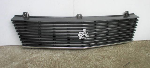 VH COMMODORE GRILLE WITH BADGES . | Auto Body parts | Gumtree Australia ...