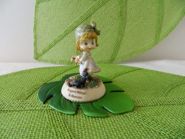 Figurine CUDDLES Collectible Keepsake A GOOD FRIEND IS FOREVER Girl ...