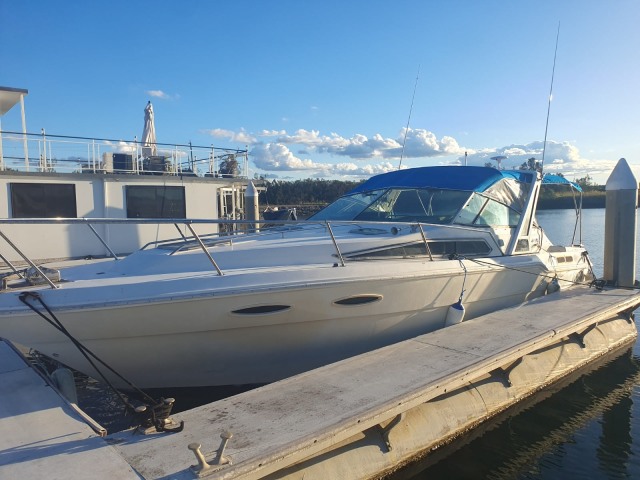 1989 300D Sea Ray Sundancer 30ft Motor Cruiser - Unfinished Project ...