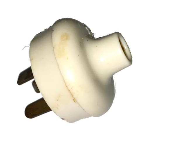 Range vintage Aust. Bakelite Power Plug Plugtops, special plugs start ...