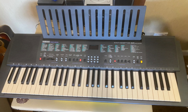 Keyboard Yamaha PSR 200 - Keyboards & Pianos in Glenroy VIC | Gumtree ...