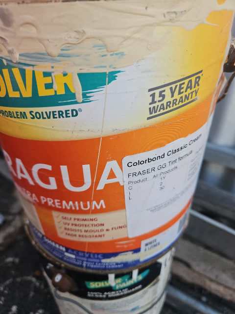 solver classic cream duraguard paint exterior 4L tub - Building ...
