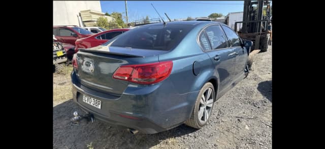 Parting Vf sv6 sedan Lfx motor llt engine auto commodore gearbox ...