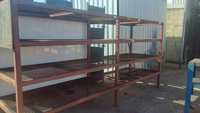 Metal Shelving/Racks (Solid Metal Frame, Mesh shelves) - Tool Storage ...