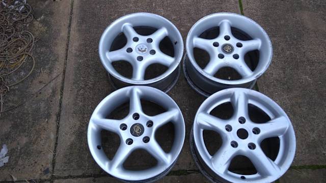 COMMODORE 15X7 ALLOY WHEELS. MAGS. | Wheels, Tyres & Rims | Gumtree ...