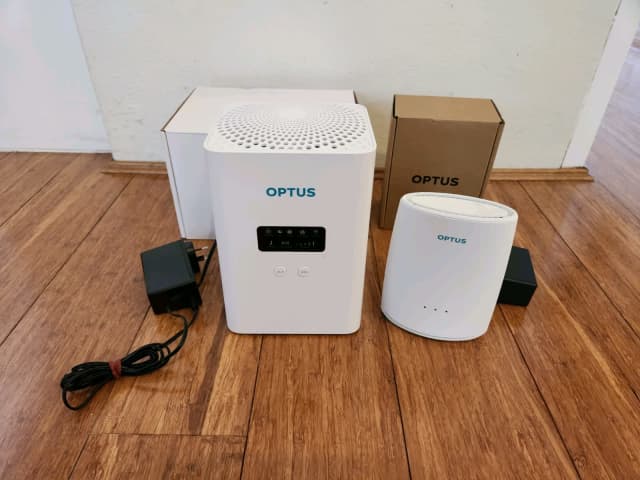 Optus Ultra Wi-Fi Modem and Booster | Modems & Routers | Gumtree ...