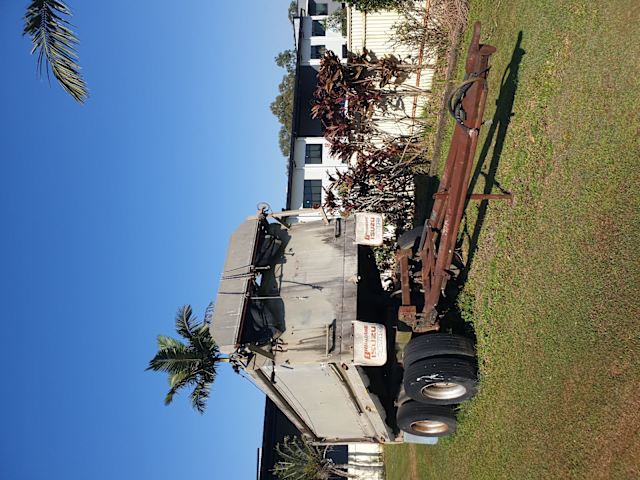 Tipping pig trailer | Trucks | Gumtree Australia Logan Area - Park ...