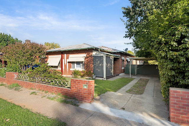 30 Albert Street, Corowa, New South Wales 2646 - for Sale | Gumtree ...