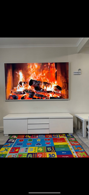 85 inch FRAME TV - TVs in Wyndham Vale VIC | Gumtree Australia