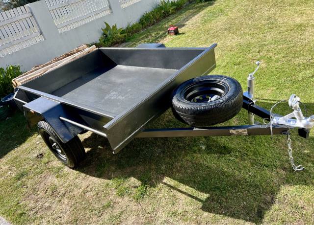 2009 Victorian box trailer REGO END OF MAY 25 | Trailers | Gumtree ...