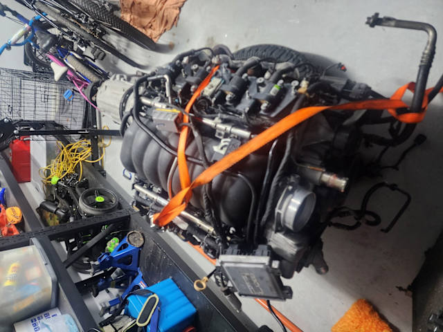 Complete LS2 L77 Combo 6.0L | Engine, Engine Parts & Transmission ...