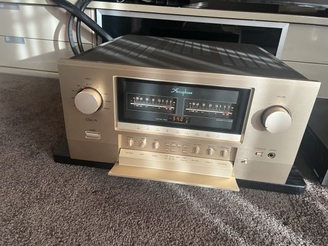 Accuphase E800 with Optioned Dac-60 board - Stereo Systems in Osborne ...