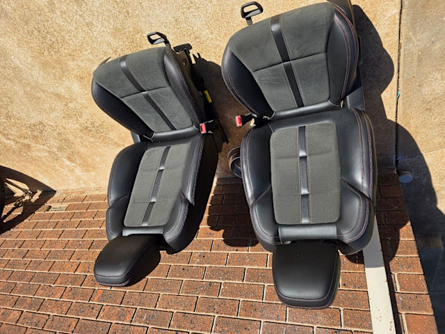 Holden vf ss black edition seats and trims | Other Parts & Accessories ...