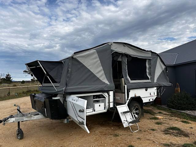 EZY-Trail Lincoln (Dual Fold) | Camper Trailers | Gumtree Australia ...