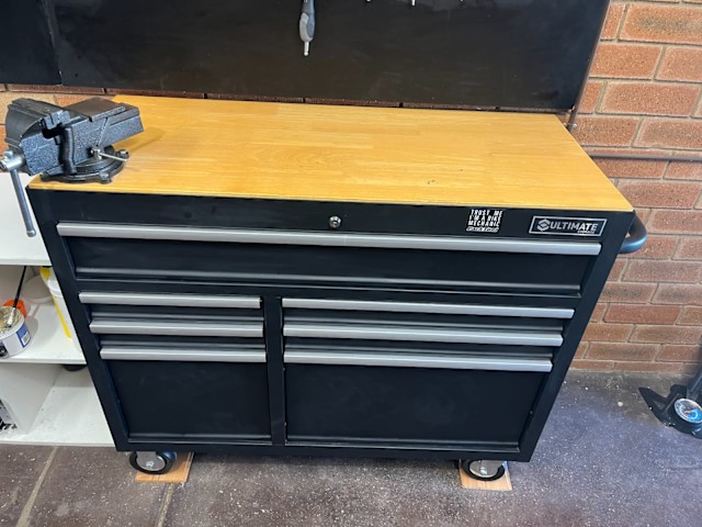 Tool Trolley Workbench Ultimate Storage 42 with Timber Top - Tool ...