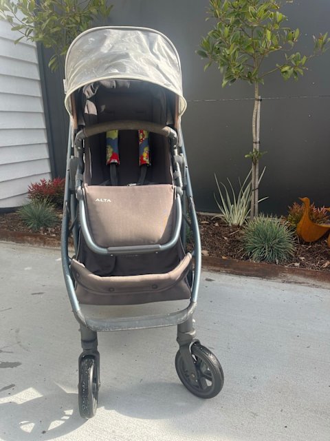 Uppababy Alta Pram - Smooth Ride, Great Storage GC - Prams & Strollers ...