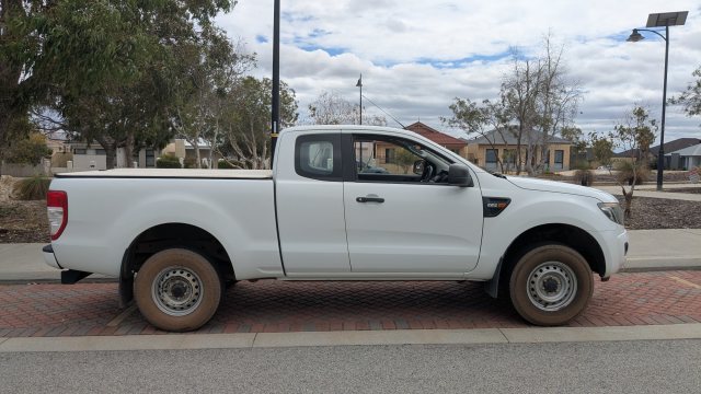 2014 FORD RANGER XL 2.2 (4x2) 6 SP AUTO C/CHAS | Cars, Vans & Utes ...