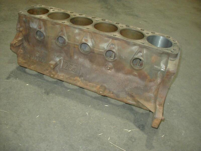 265 Hemi Chrysler Valiant engine block | Engine, Engine Parts ...