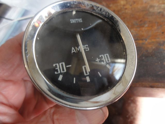 GENUINE Smiths AUTOMOTIVE AMMETER DASH GAUGES FROM THE 1960S $40 each ...