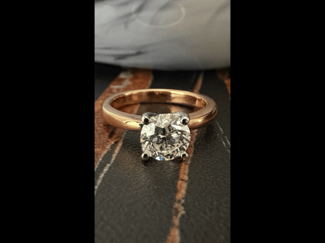 18ct rose gold Diamond ring - Women's Jewellery in Abbotsford NSW ...