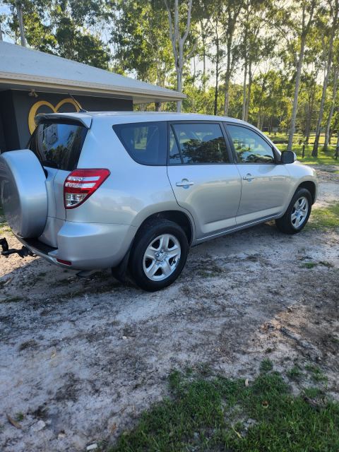 2011 TOYOTA RAV4 CV (2WD) 4 SP AUTOMATIC 4D WAGON, 5 seats ACA38R ...