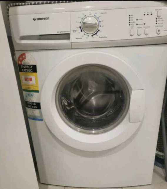 Simpson 7Kg “Ezi Sensor” front loader washing machine, can deliver ...