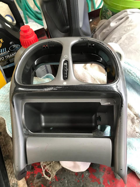 VX SS COMMODORE REAR CONSOLE | Auto Body parts | Gumtree Australia ...