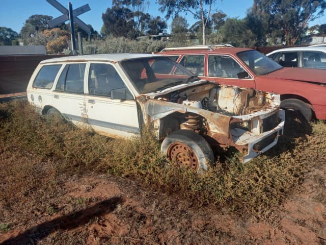 Holden VK Commodore Wagon Roller | Wrecking | Gumtree Australia Gawler ...