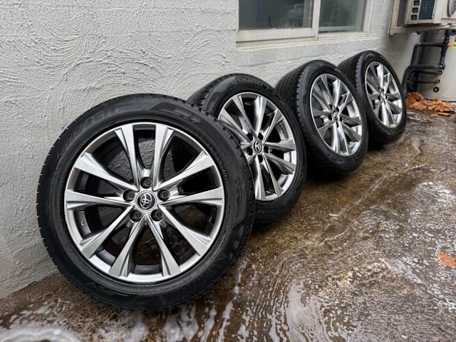Toyota RAV4 18 Inch Alloy Wheels with Excellent Tyres *Delivery ...
