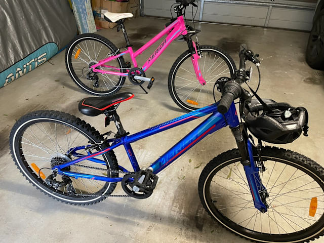 Kids bike blue and pink x2 - Kid's Bicycles in Kuraby QLD | Gumtree ...