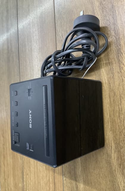SONY ICF- C1 FM/AM RADIO ALARM CUBE | Radios & Receivers | Gumtree ...