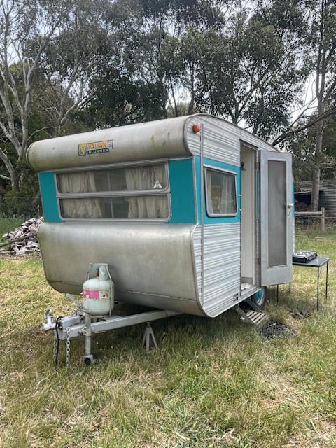 Caravan 1964 valiant Alumvan | Campervans & Motorhomes | Gumtree ...