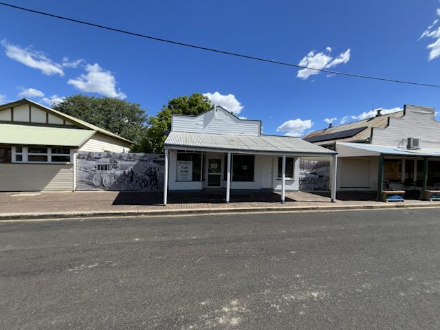 24 Stephenson Street, Yuleba, Queensland 4427 - for Sale | Gumtree ...