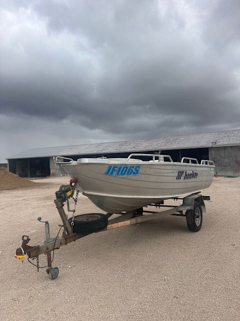 Clark 4m Open Dinghy | Tinnies & Dinghies | Gumtree Australia Wattle ...