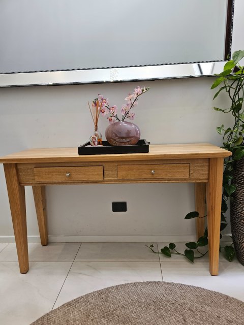 Tasmanian Oak Hall/Console Table - Buffets & Side Tables in Gungahlin ...