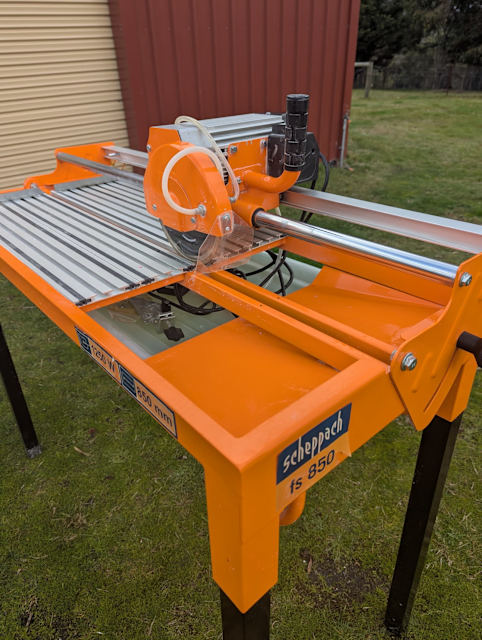 Wet Dry Tile cutter - Power Tools in Deep Bay TAS | Gumtree Australia