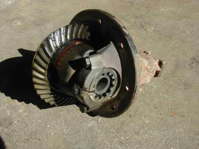 Differential Holden Banjo 3.36 fine spline | Engine, Engine Parts ...