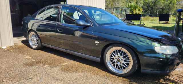 1999 Holden VT Commodore 5.0 195 sequential injection | Cars, Vans ...