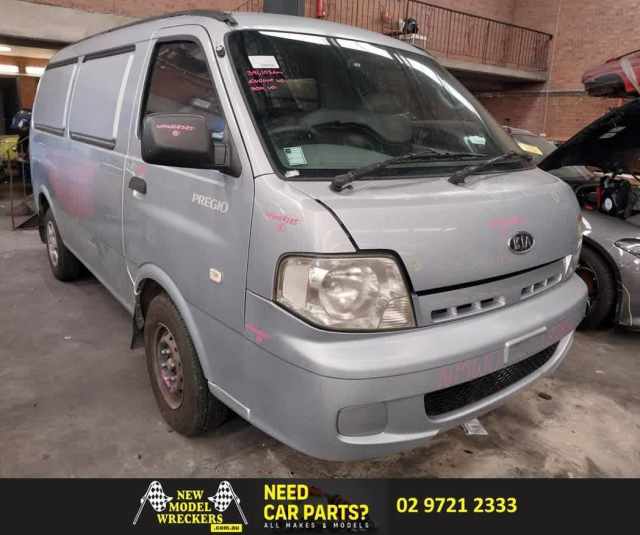 WRECKING 2005 KIA PREGIO 2.7D DIESEL MANUAL RWD SILVER (NMW08285 ...